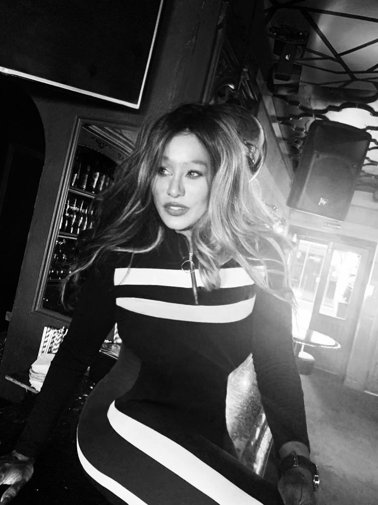 Wendy Halo – Musician | Entrepreneur